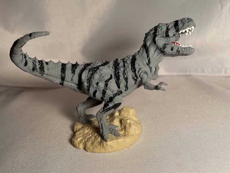 T-rex Painted Dnd Miniature/tyrannosaurus Rex D&D Hand Painted - Etsy UK
