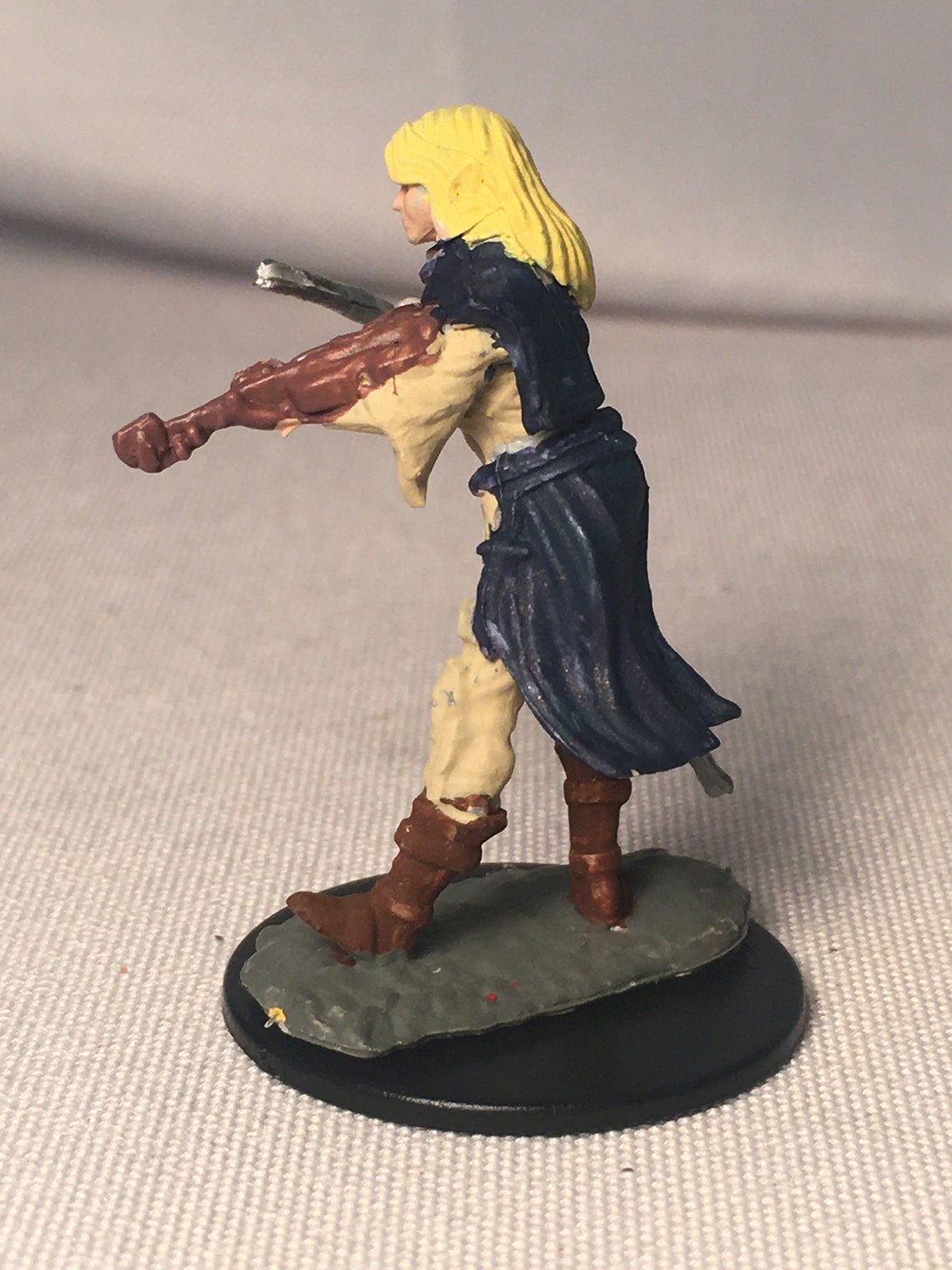 Female Elf Bard Painted Dnd Miniature/half Elf Bard Hand - Etsy