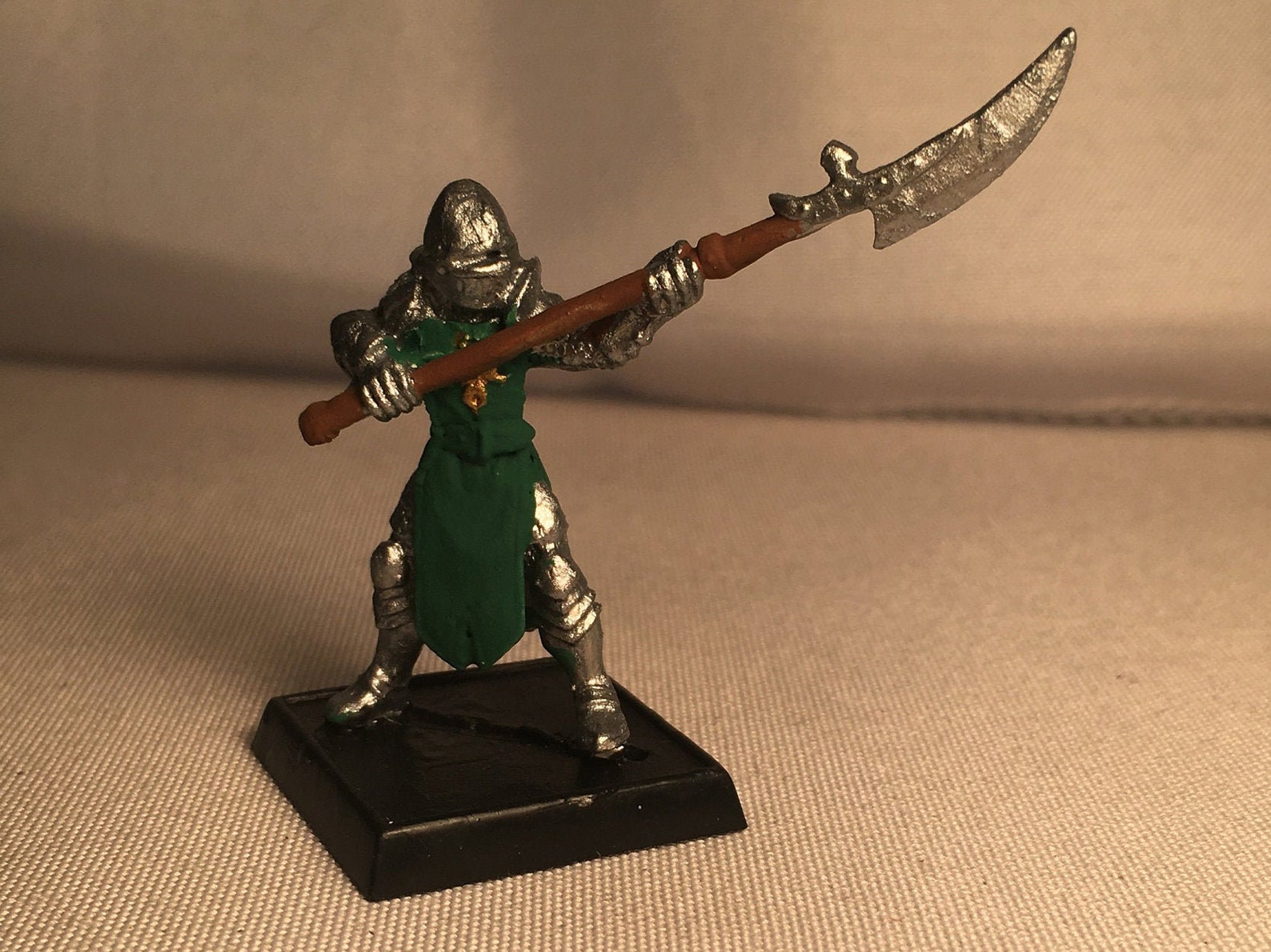 Human Glaive Painted Dnd Miniature/human Fighter Hand Painted - Etsy