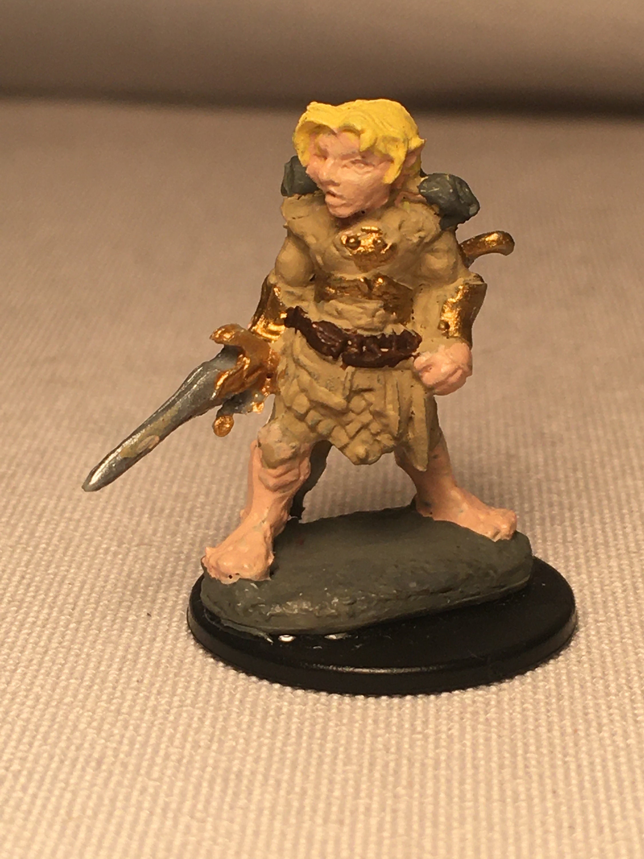 Halfling Rogue Painted Dnd Miniature/halfling Fighter Hand | Etsy