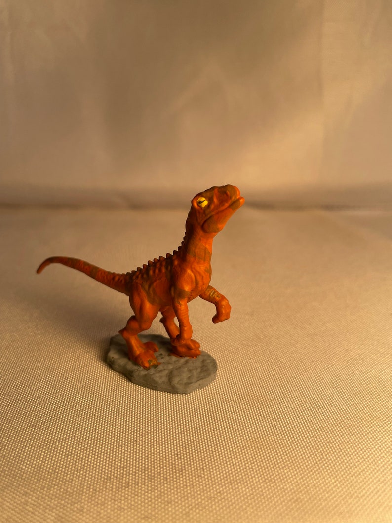 Velociraptor Painted Dnd Miniature/animal - Etsy