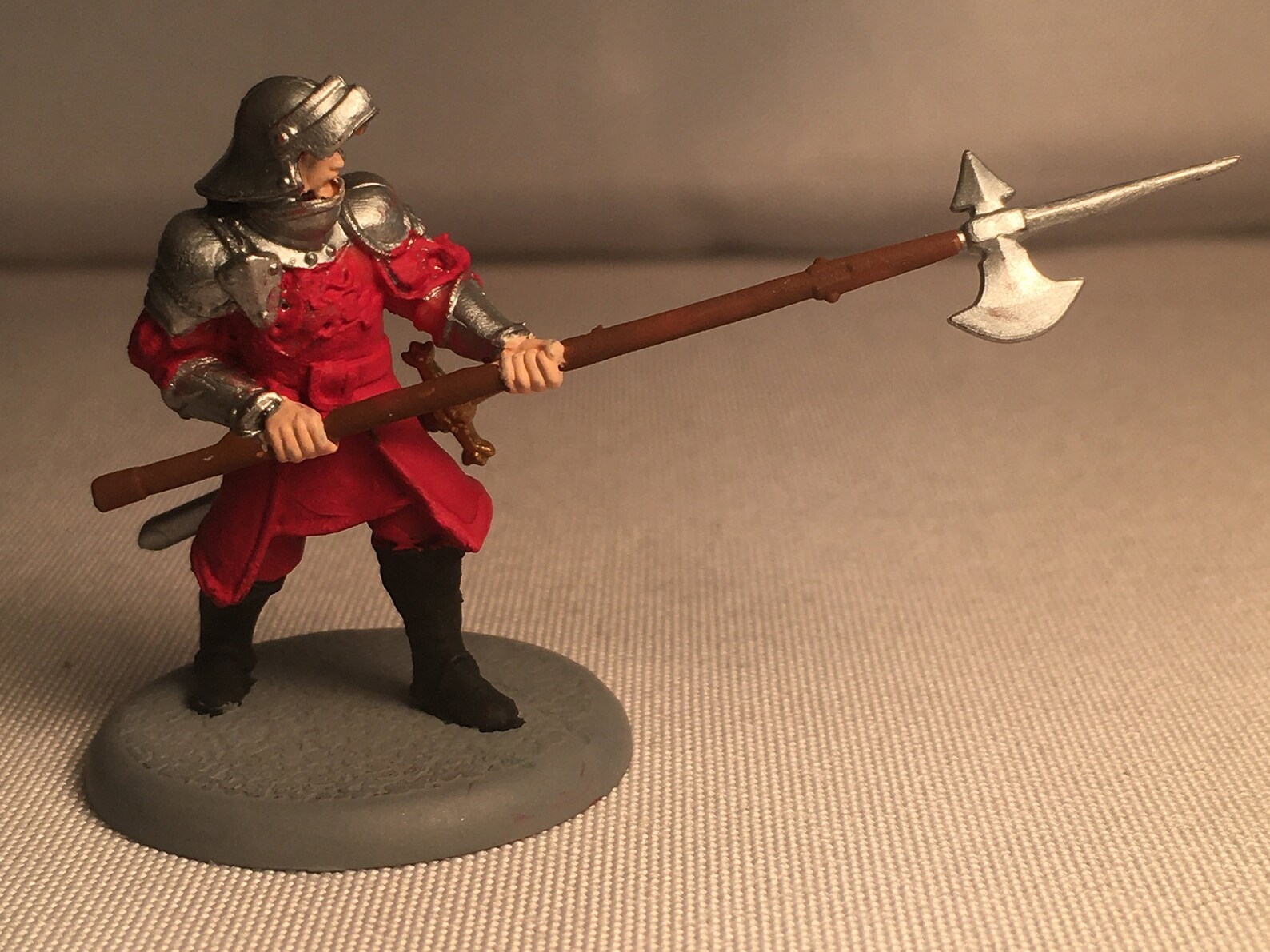 Half-elf Halberdier Painted Dnd Miniature/half-elf Halberd Hand Painted ...