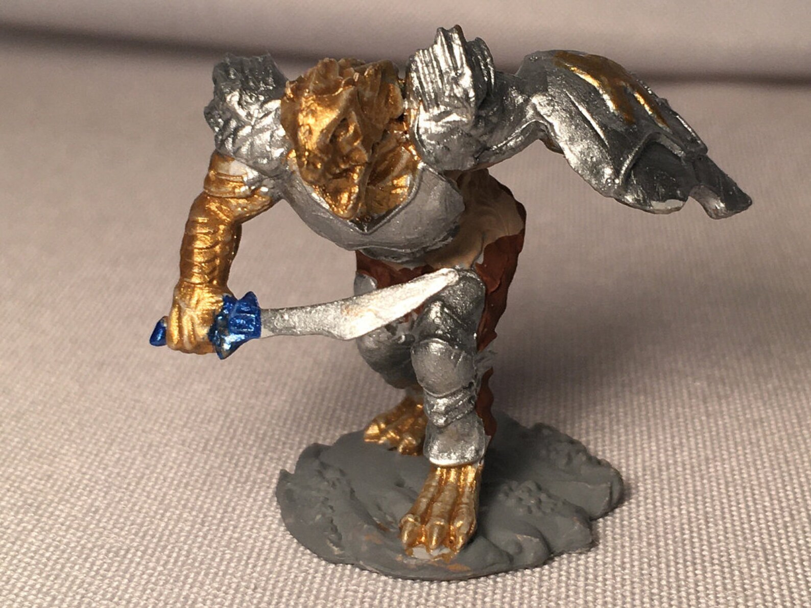 Dragonborn Fighter Painted Miniature/Dragonborn Paladin Hand | Etsy