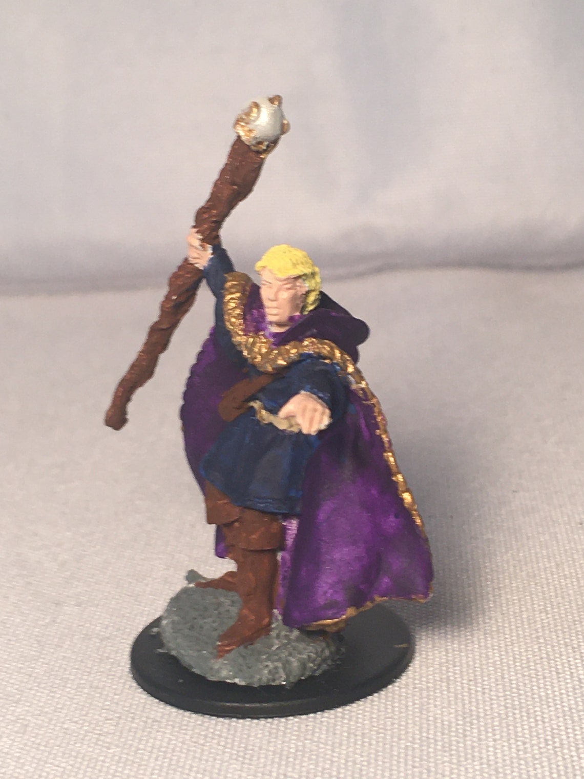 Human Wizard Painted Dnd Miniature/human Sorcerer/human - Etsy