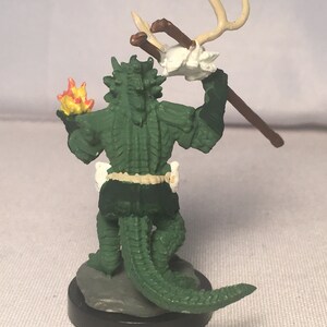 Lizardman Cleric Painted Dnd Miniature/lizardman Shaman D&D Hand ...