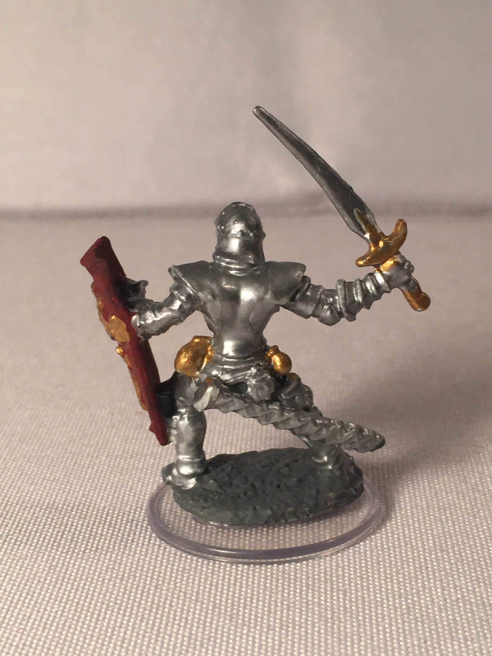 Human Paladin Painted Dnd Miniature/human Fighter D&D Hand - Etsy