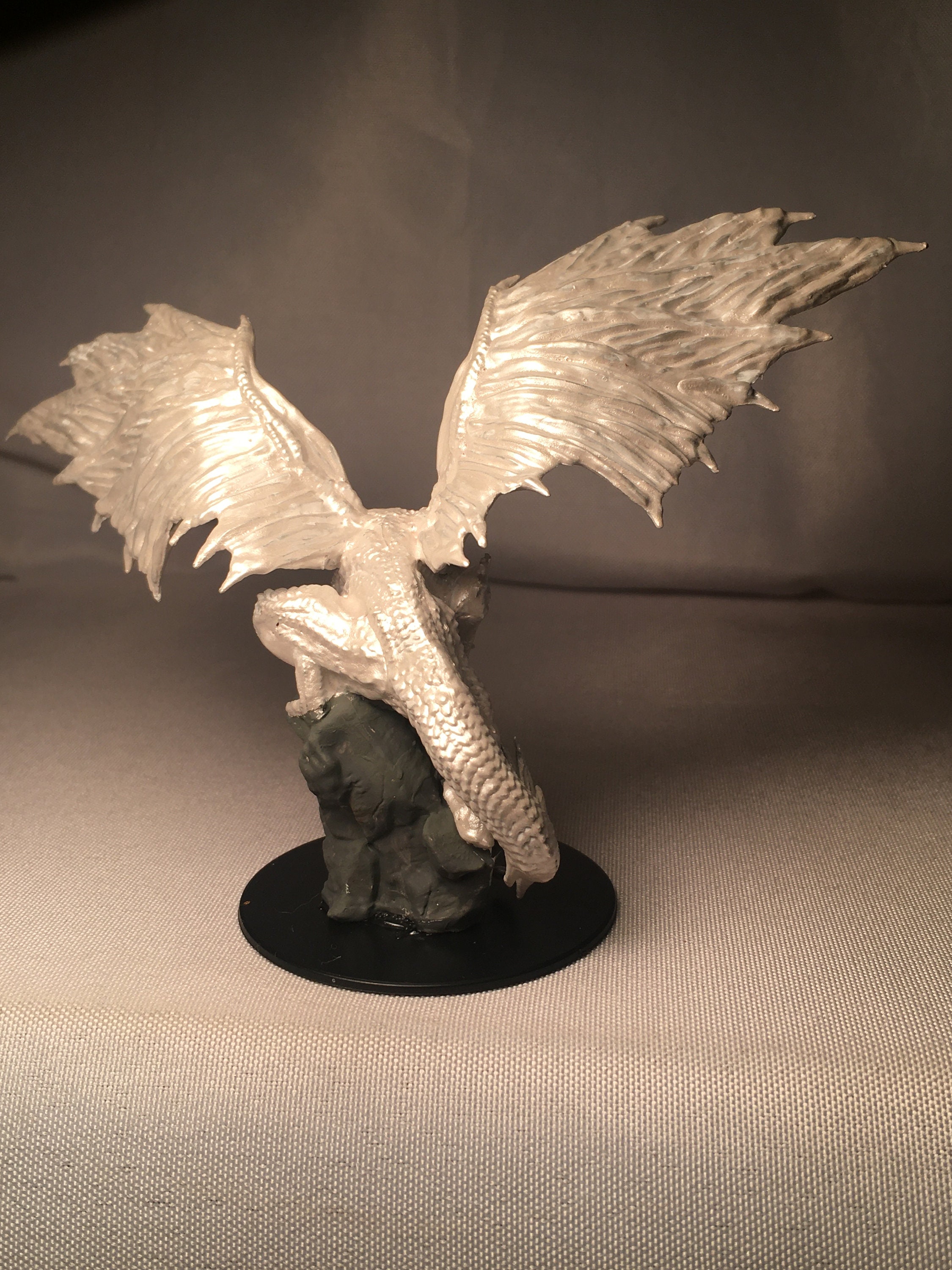 White Dragon Painted Dnd Miniature/young White Dragon/huge/dnd - Etsy