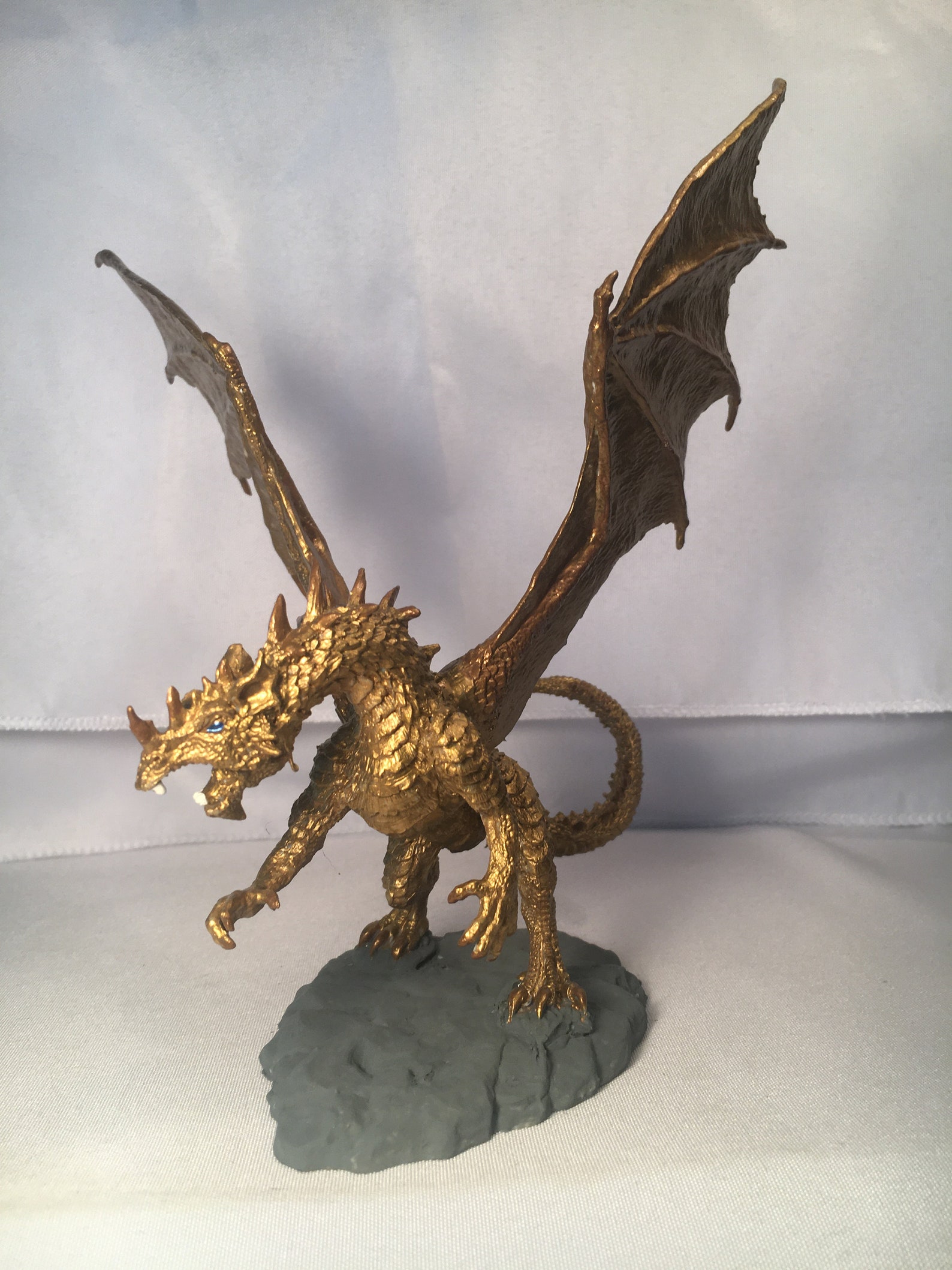 Gold Dragon Painted Dnd Miniature/ancient Gold - Etsy