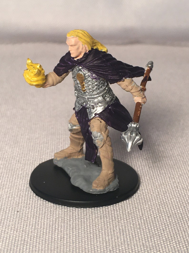 Human Cleric Painted Dnd Miniature/human Fighter D&D Hand Painted Mini ...