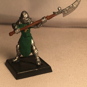 Human Glaive Painted Dnd Miniature/human Fighter Hand Painted D&D Mini ...