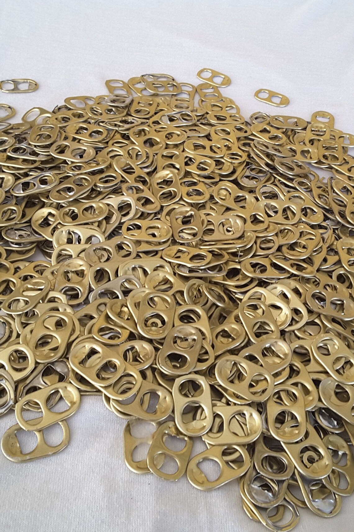 200 ALUMINUM POP TABS All Golden Color - Etsy