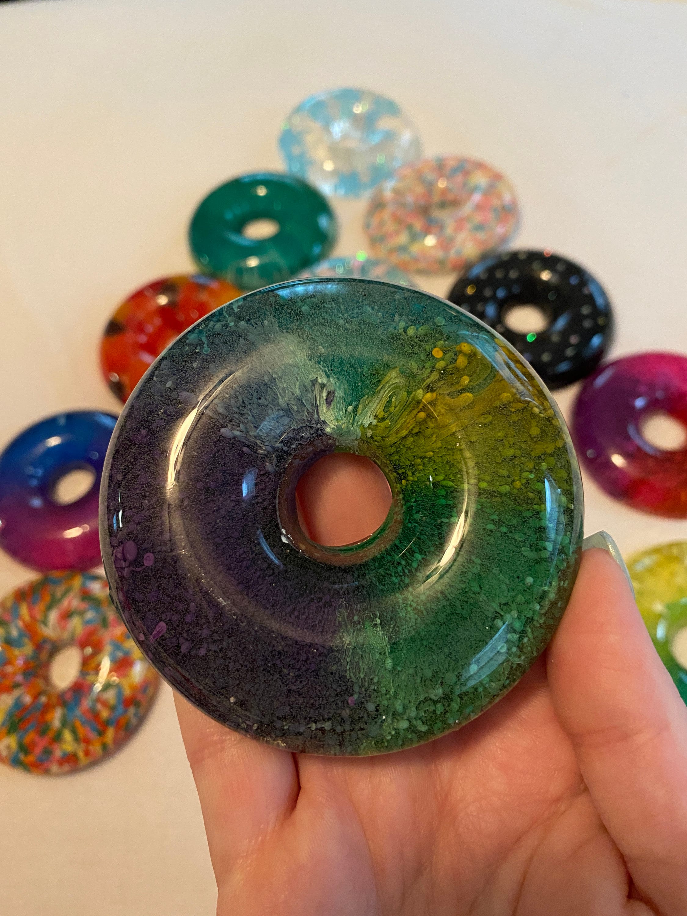 RESIN DONUT- Trippy Drip Alcohol Ink Donut-shaped Resin - Etsy