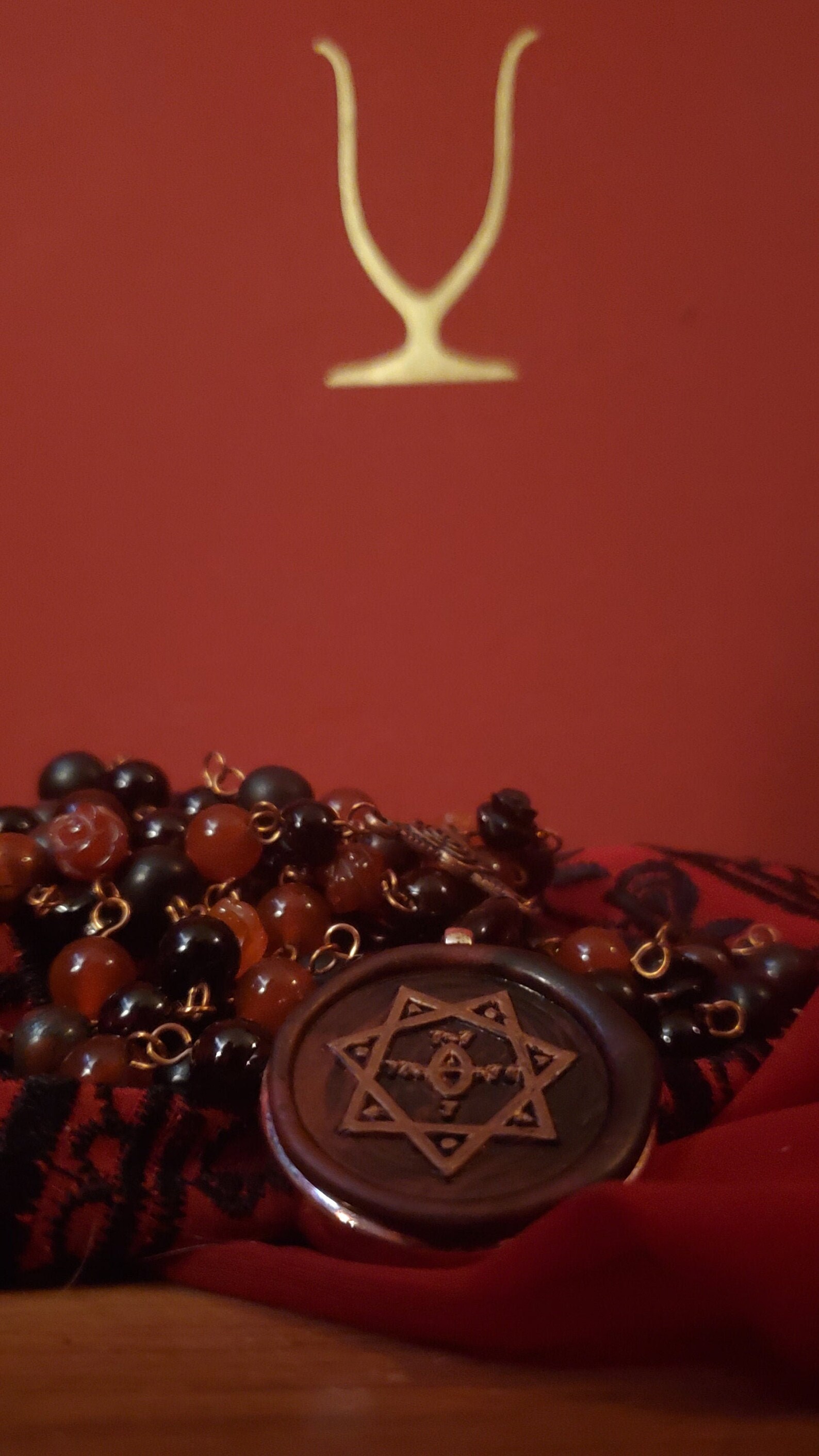 Babalon Rosary / Prayer Beads With Seven Stones garnet Onyx - Etsy