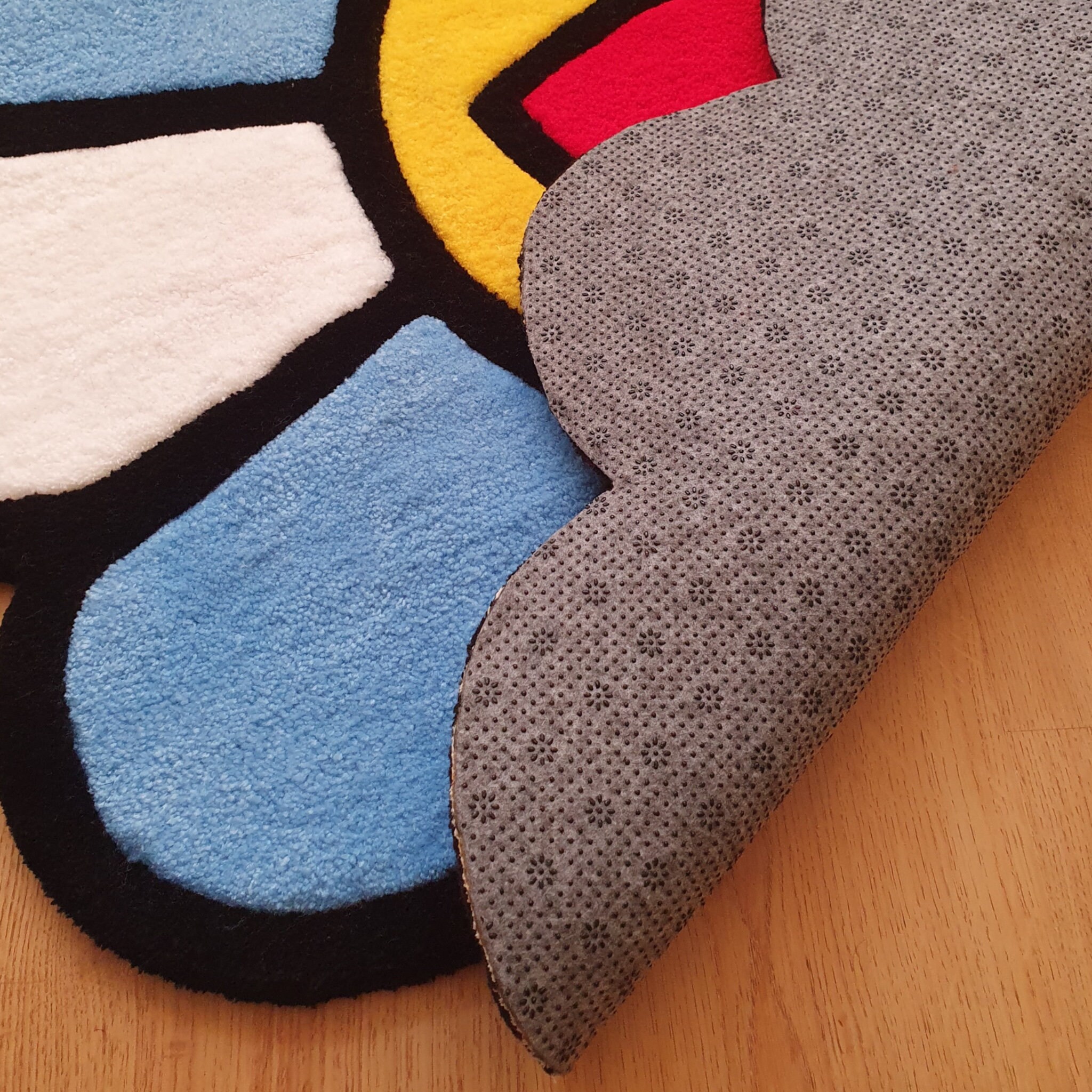 Hand Tufted Takashi Murakami Flower Rug - Etsy