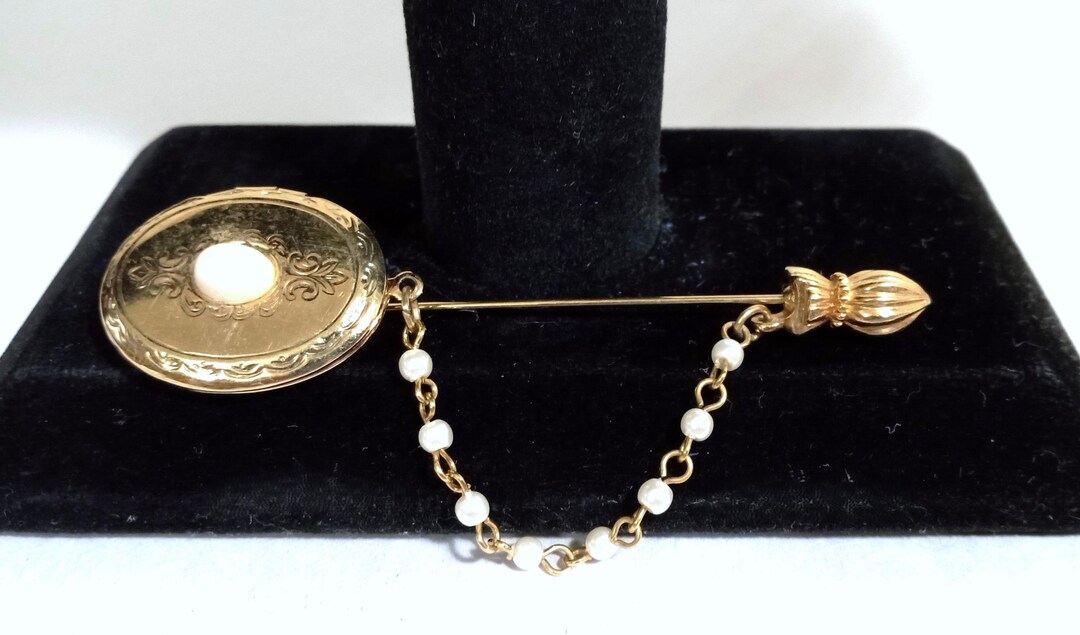 Vintage Gold Double Picture Locket Brooch Pin Vintage Locket Brooch ...