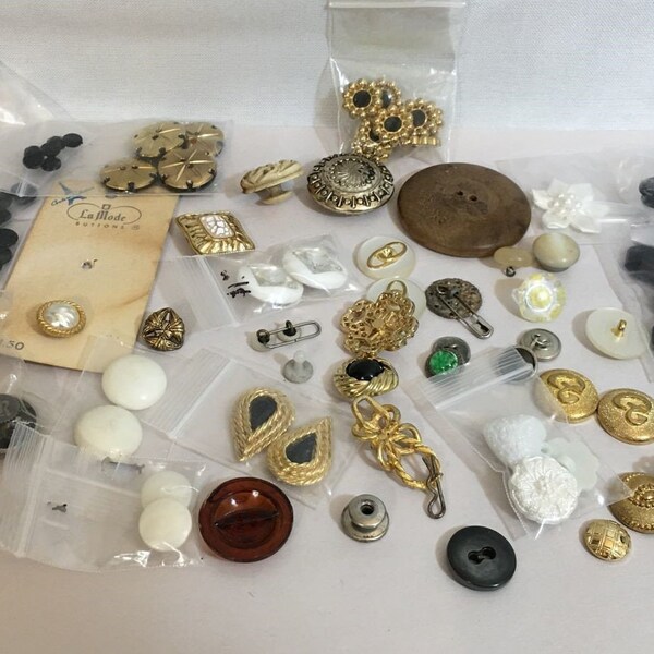 Button Lot - Etsy