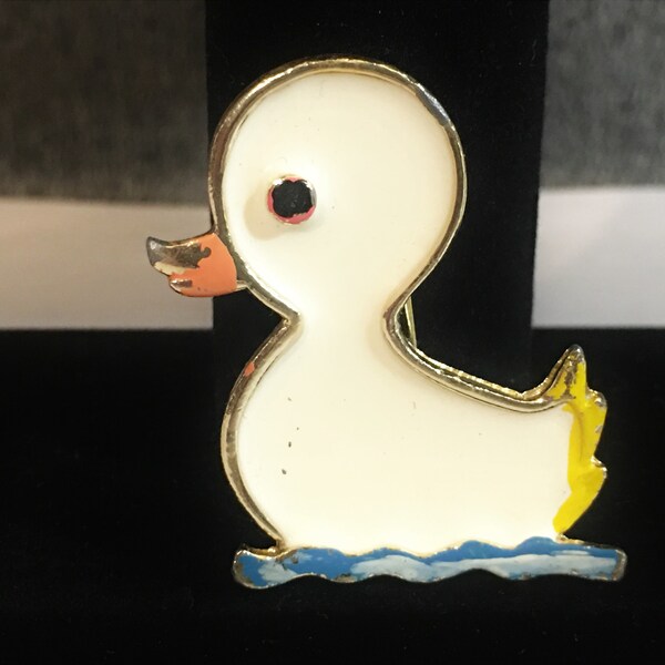 Beatrix Brooch - Etsy