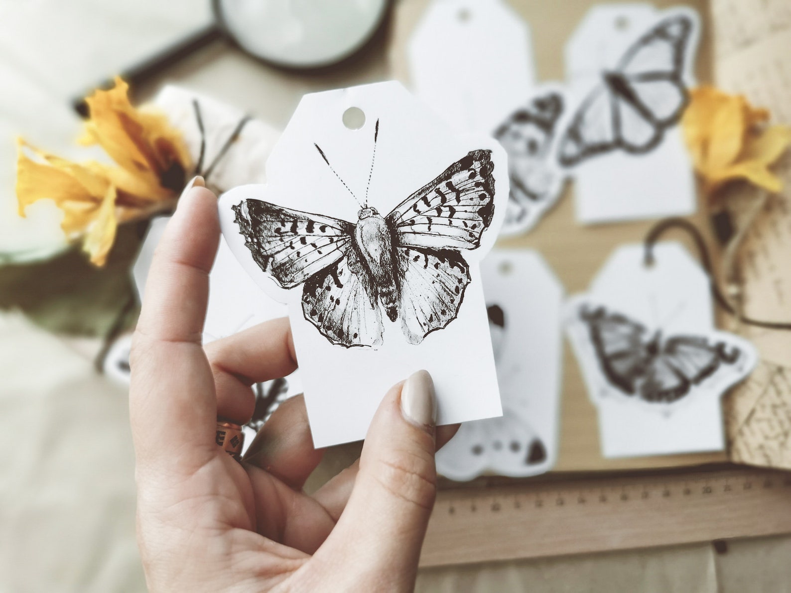 Set of 8 Butterfly Gift Tags Instant Download - Etsy