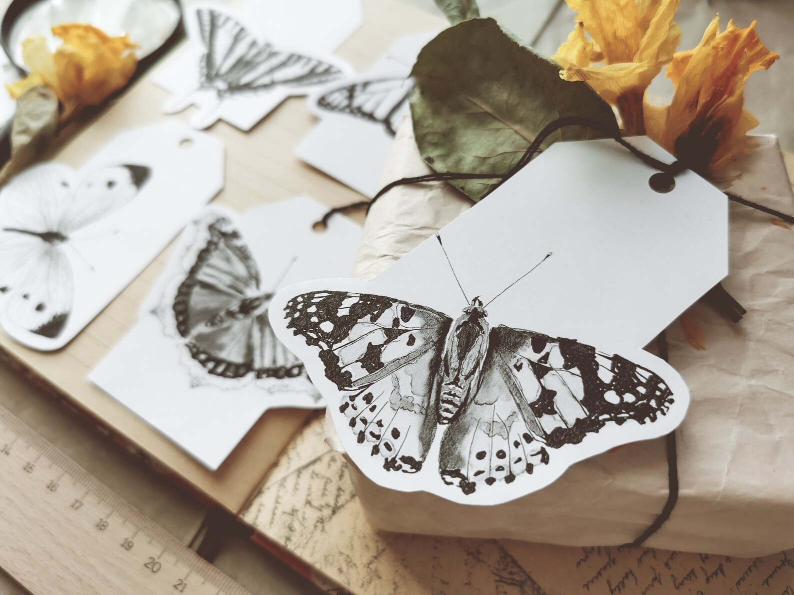 Set of 8 Butterfly Gift Tags Instant Download | Etsy