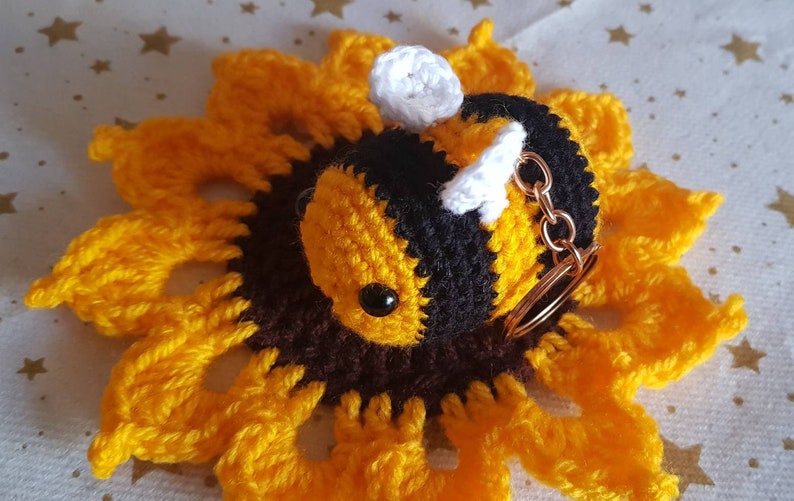 Handmade Crochet Bumble Bee Key Ring - Etsy