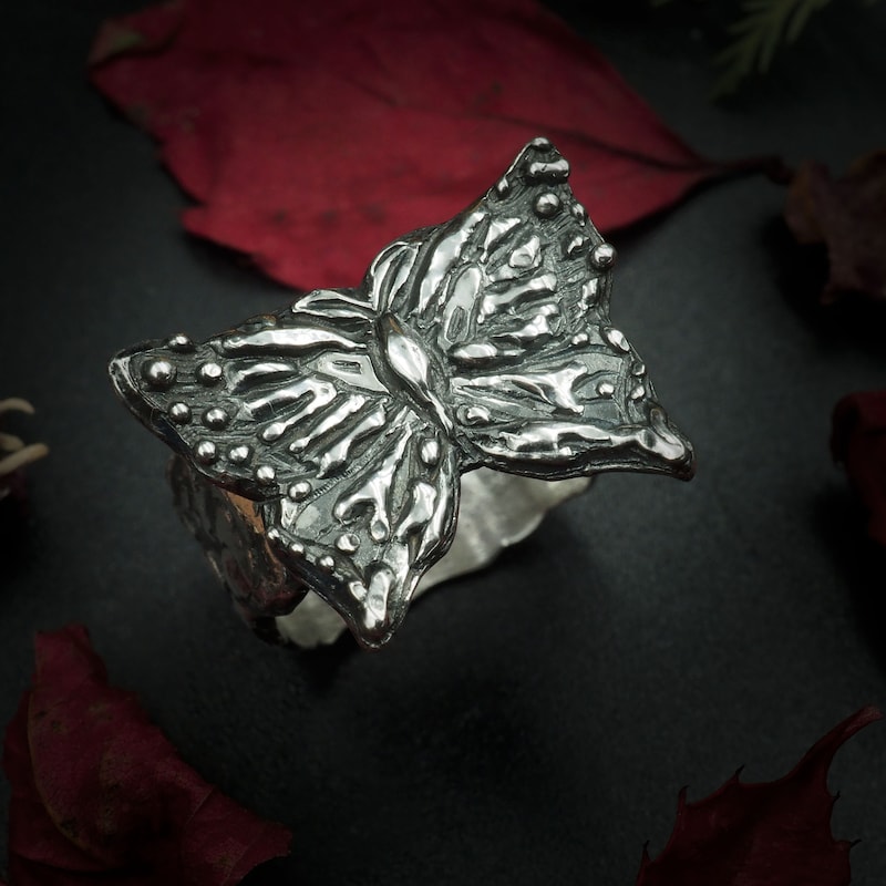 Cast Silver Ring - Etsy