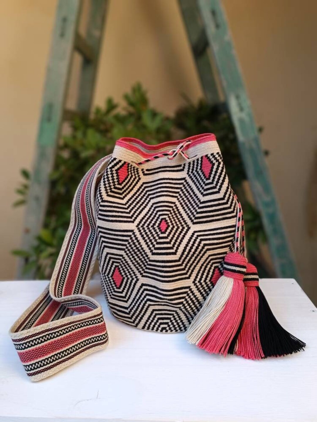 Wayùu Mochila Bag in a Single Thread, Coral Pink, Black and Beige Color ...