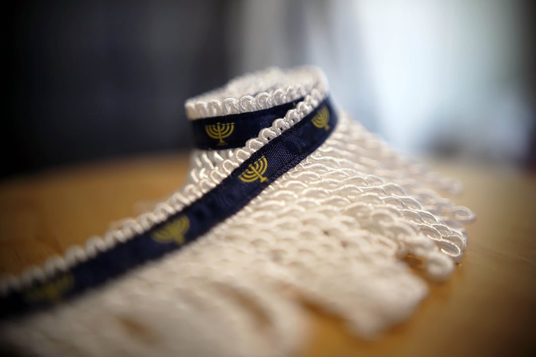 Rare Premium White Bullion Fringe With Navy Border of Blue and Menorah ...