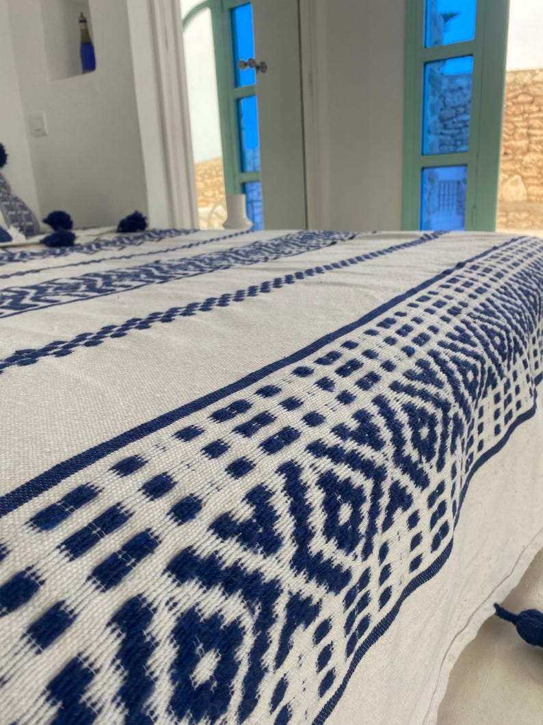 Moroccan Handwoven Cotton Blanket - White & Blue Berber Design With Pom ...