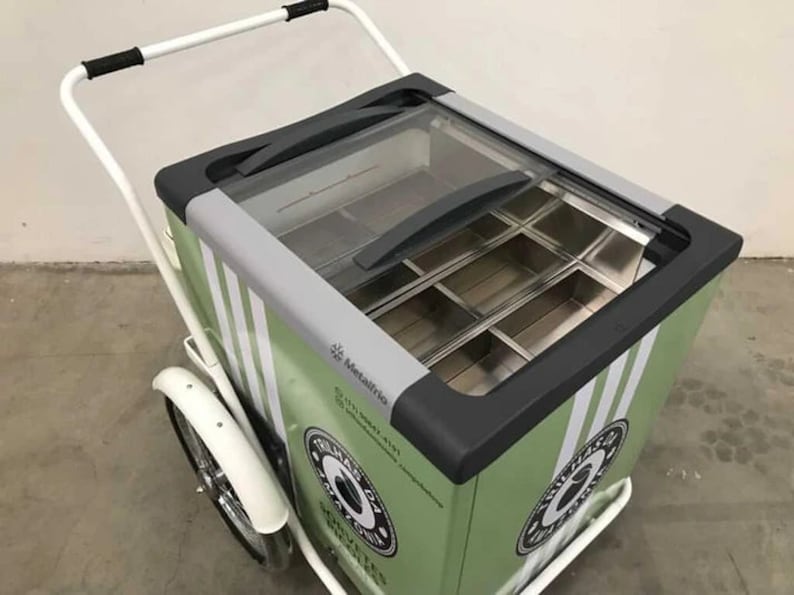 Ice Cream Freezer Push Cart Electric Freezer Cart Pool Cart Beach Cart