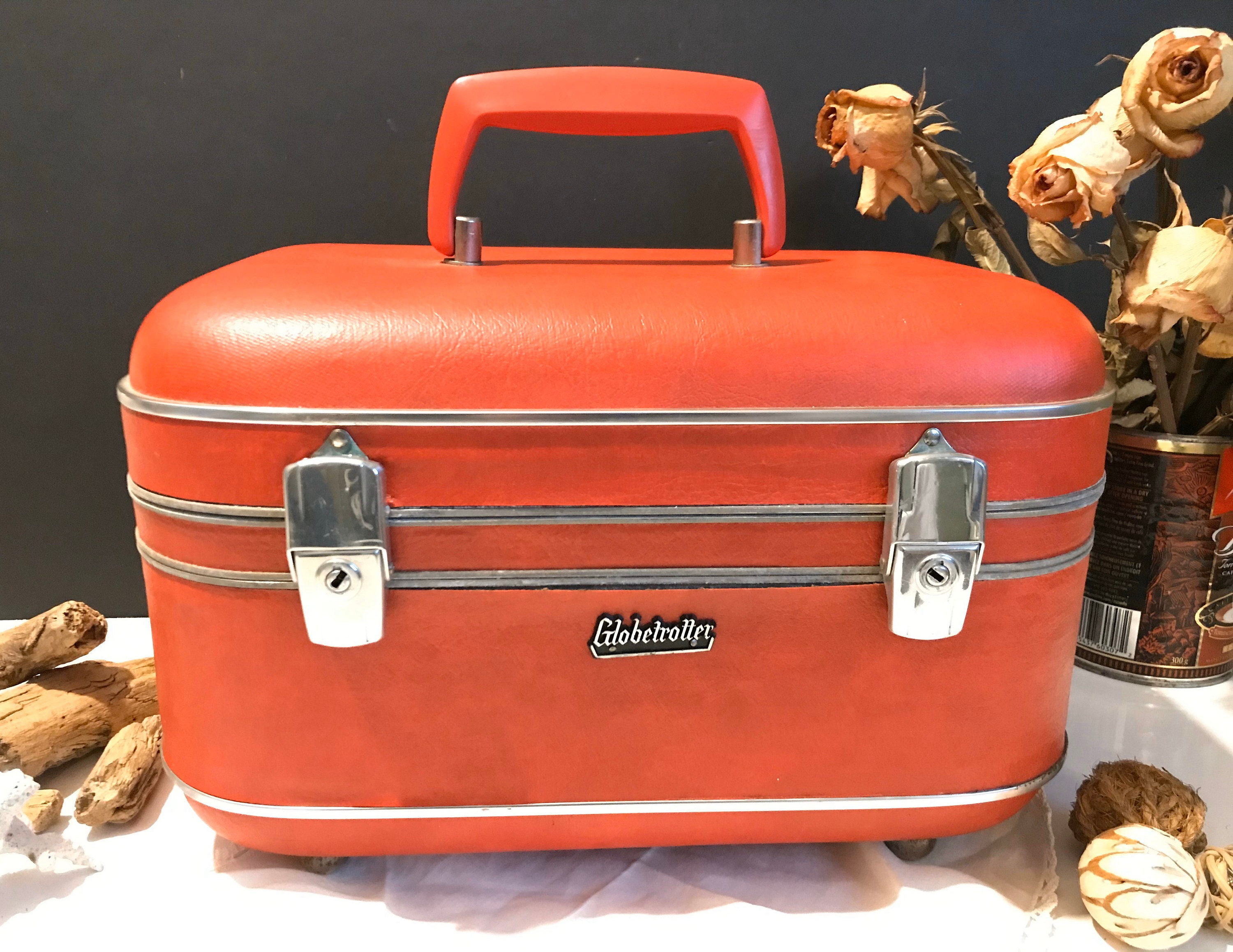Brilliant Red Vintage Globetrotter Train Case 1960’s - Etsy Canada