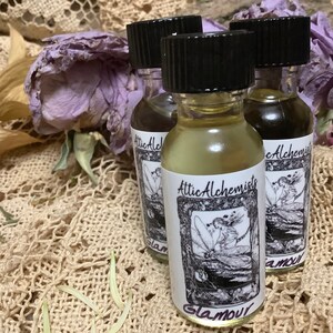 Witchcraft Glamour Oil - Etsy