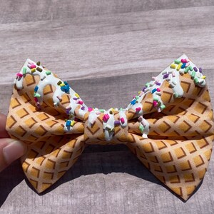 Ice Cream Drip Bow Tie - Etsy