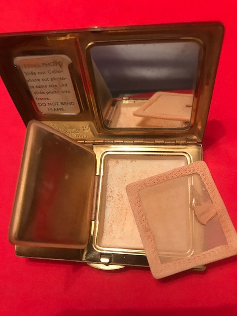 1950's Vintage Melissa Musical Powder Compact With Photo Frame - Etsy
