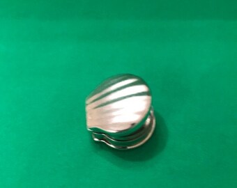 Clam Shell Box - Etsy UK