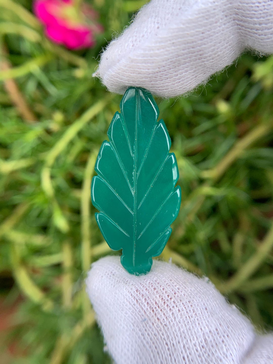 Green Onyx Leaf Hand-carved 39X18X2 Mm Gemstone , Boho Craft Gem, Leaf ...