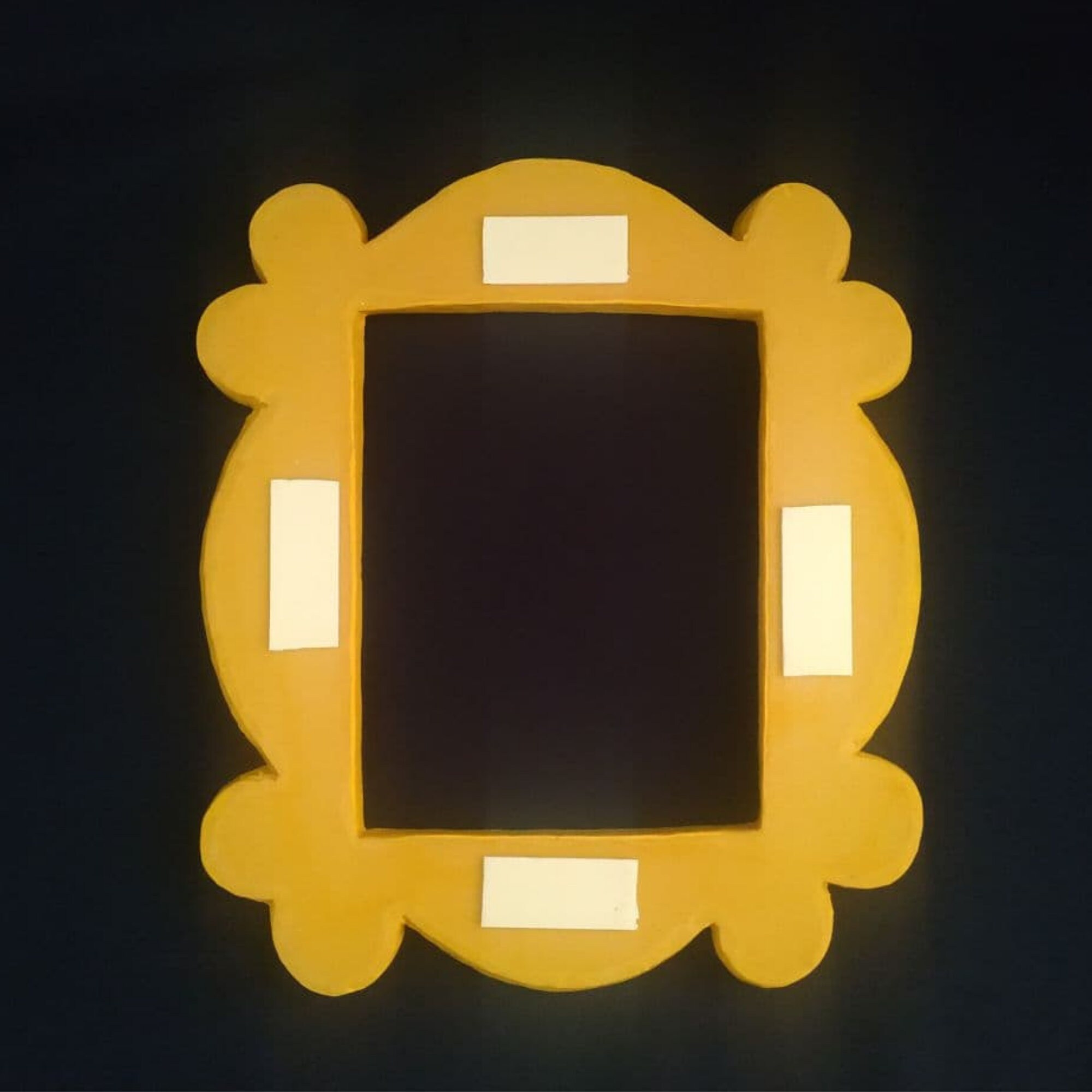 Friends TV Show Key Holder Portrait Door. Friends Door - Etsy