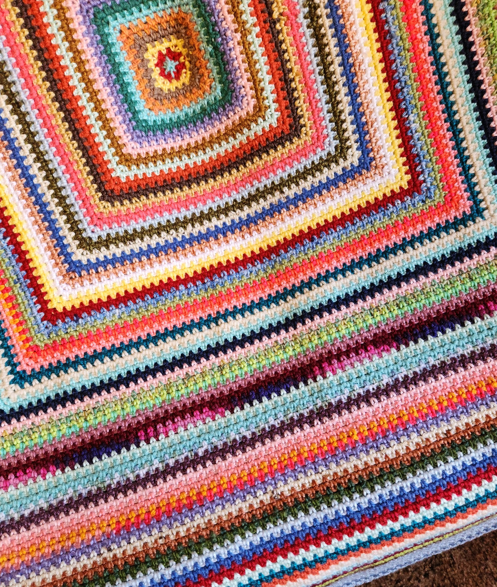 Beautiful, Moss Stitch "everything" Blanket W/ Multiple Colors, Ready ...