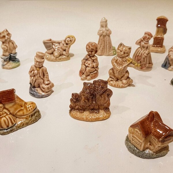 Rare Wade Figurines - Etsy