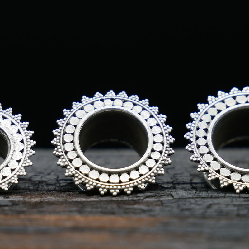 Tunnel Plugs - Etsy