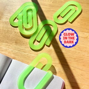 Glow Jumbo Paper Clip Bookmark, Glow-in-the-dark Acrylic Bookmark ...