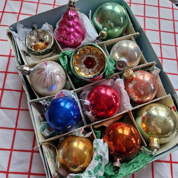 Vintage Baubles - Etsy