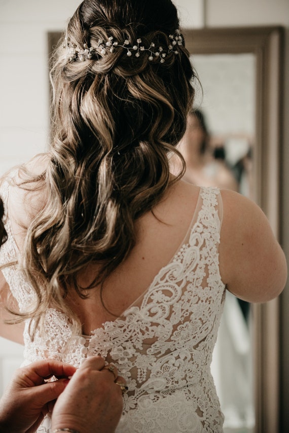 NORA // Simple Wedding Hair Vine Bride Hairpiece Gold Bridal | Etsy