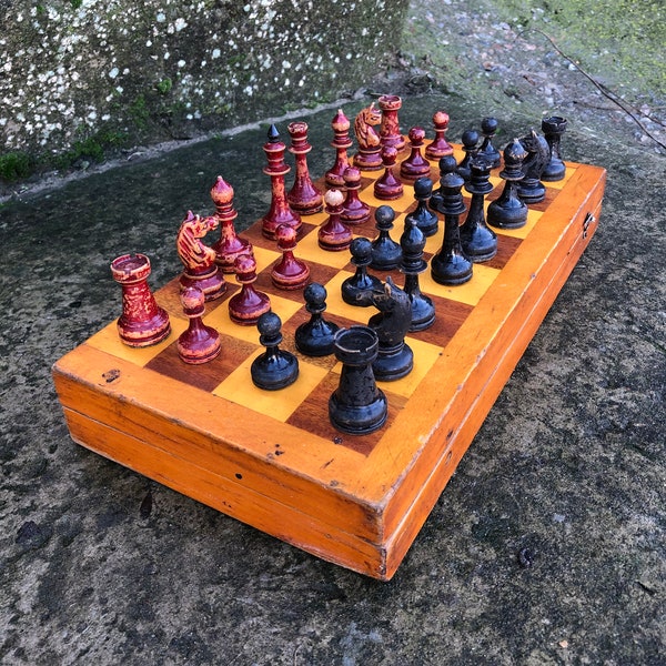 Antique Chess Set - Etsy