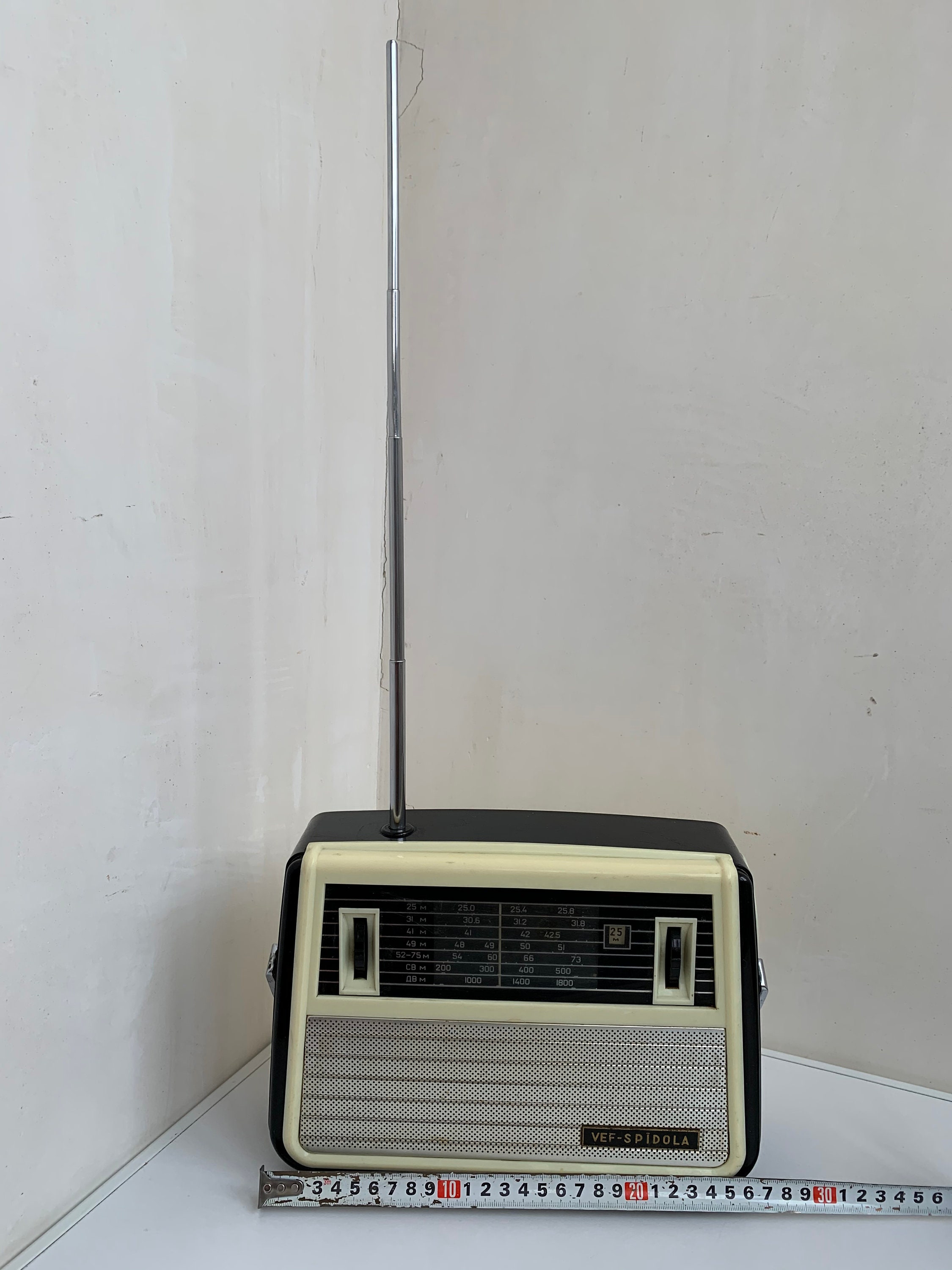 Retro Radio Vef-spīdola Soviet Portable Radio Radio - Etsy