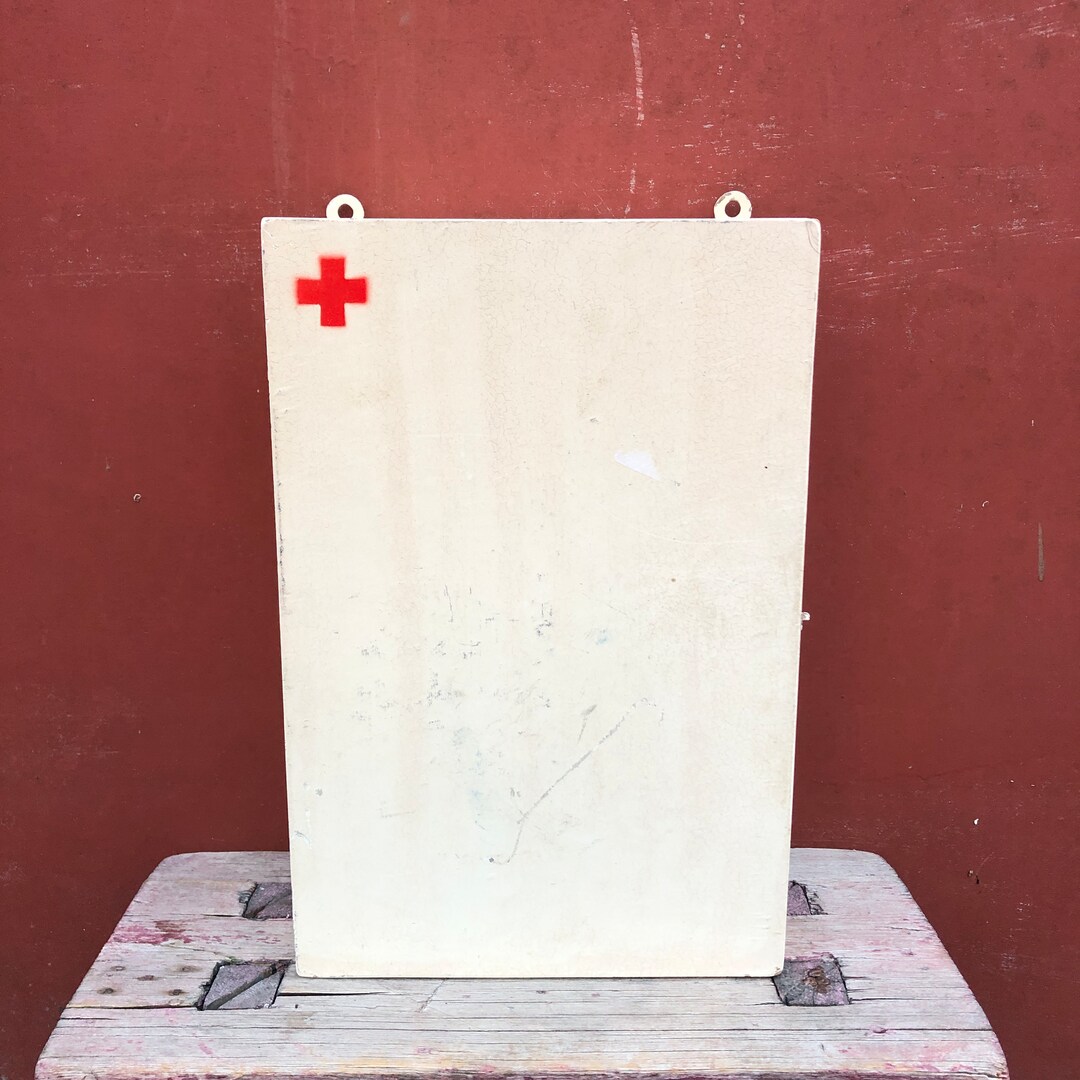 Vintage First Aid Kit, Red Cross, Medical Box, Soviet Wooden Wall ...