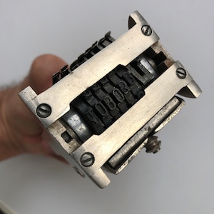 Vintage Numbering Machine, Mechanical Sequential Numbering, Stamp ...