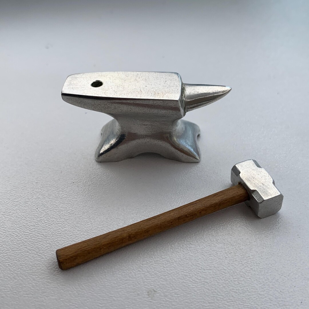 Vintage Miniature Anvil, Sledgehammer Anvil, Tabletop Souvenir ...