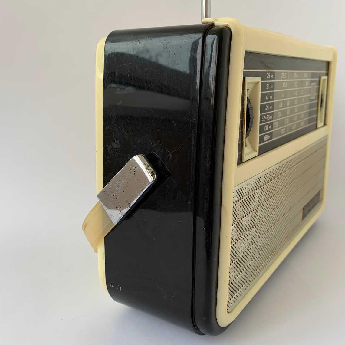 Retro Radio Vef-spīdola Soviet Portable Radio Radio | Etsy