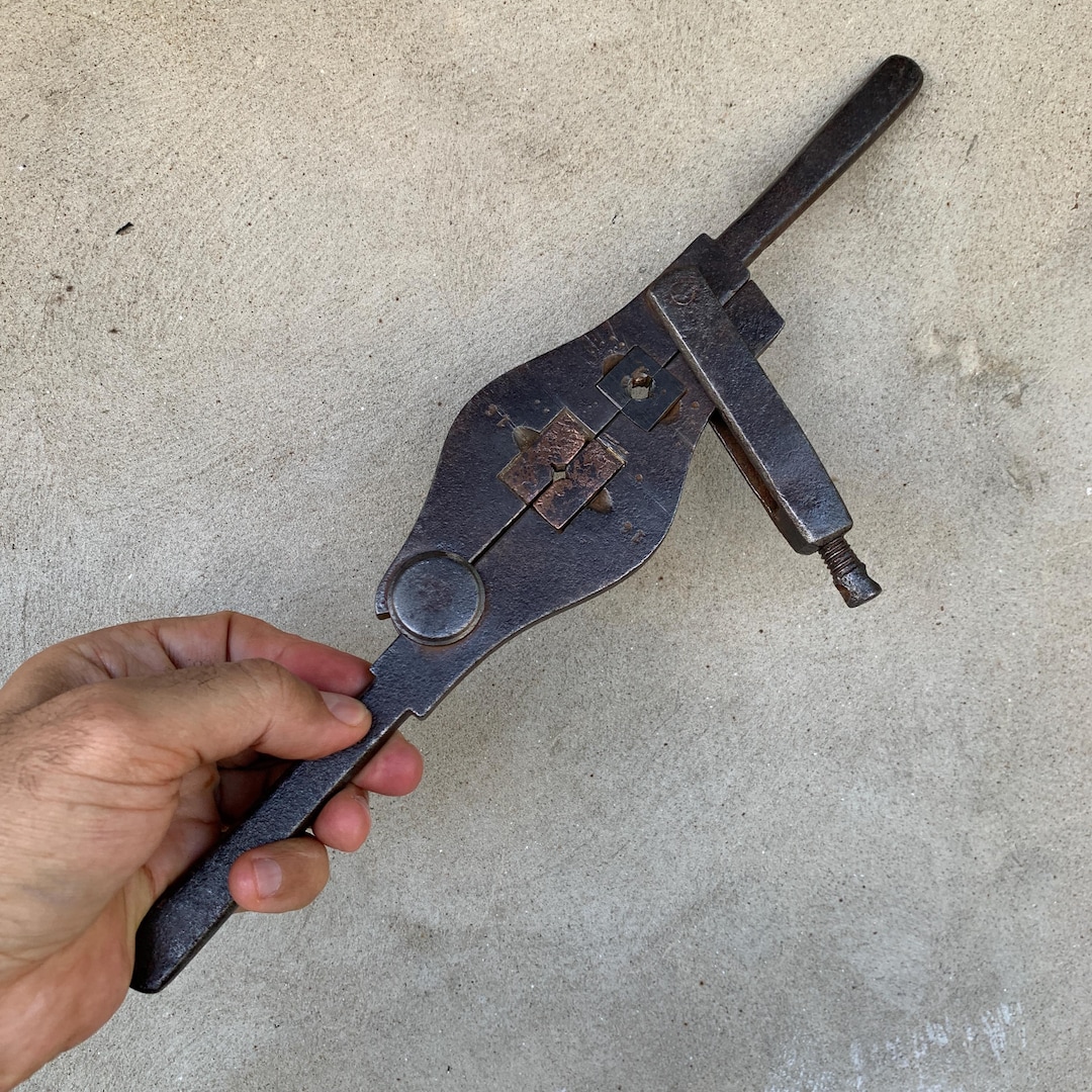 Vintage Craft Tool, Metalworking Tool, Screw Plate, Threading Tool ...