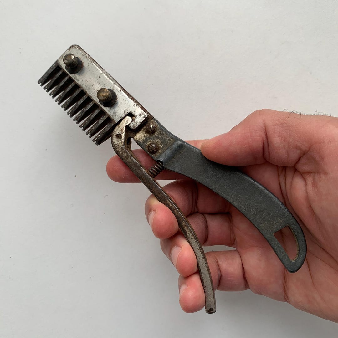 Vintage Barber Tool, Mechanical Hair Clipper, Vintage Trimmer, Comb ...
